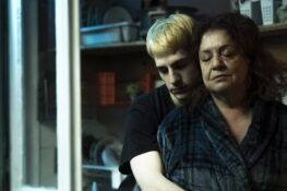 Γιάννης Βογιατζής: Η ζωή και η καριέρα του… 98χρονου Μικέ - Kulturosupa.gr